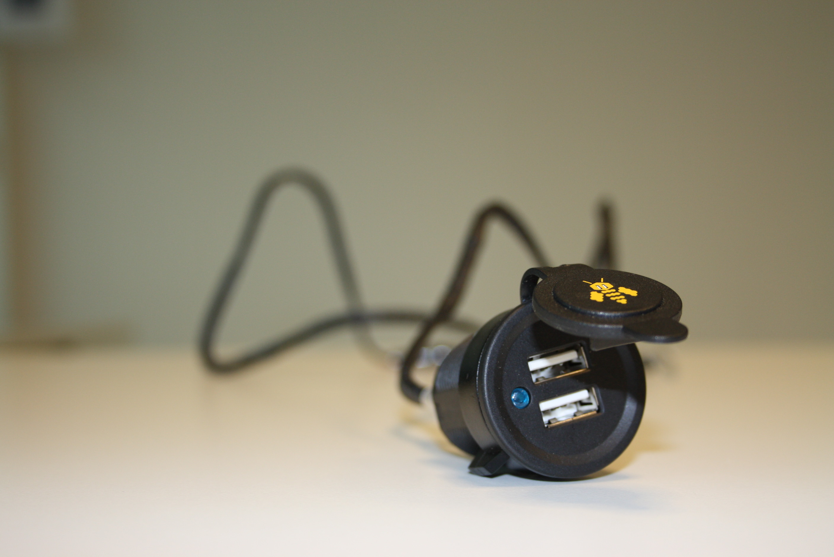 Electronic Bee | Electronic Bee